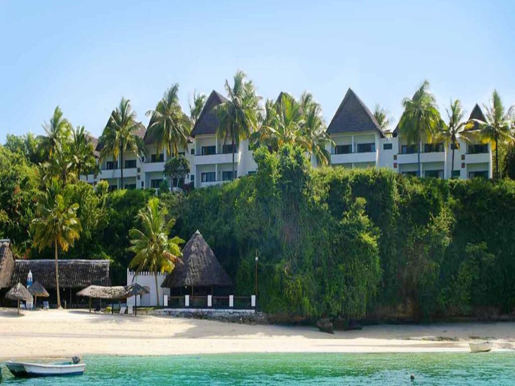 The Mnarani Club – Holiday 2 Go